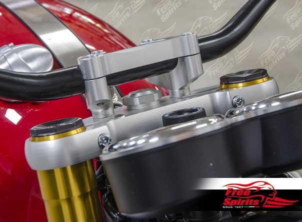 Free Spirits Lowering Triple Trees (Silver) For Triumph Thruxton R ...