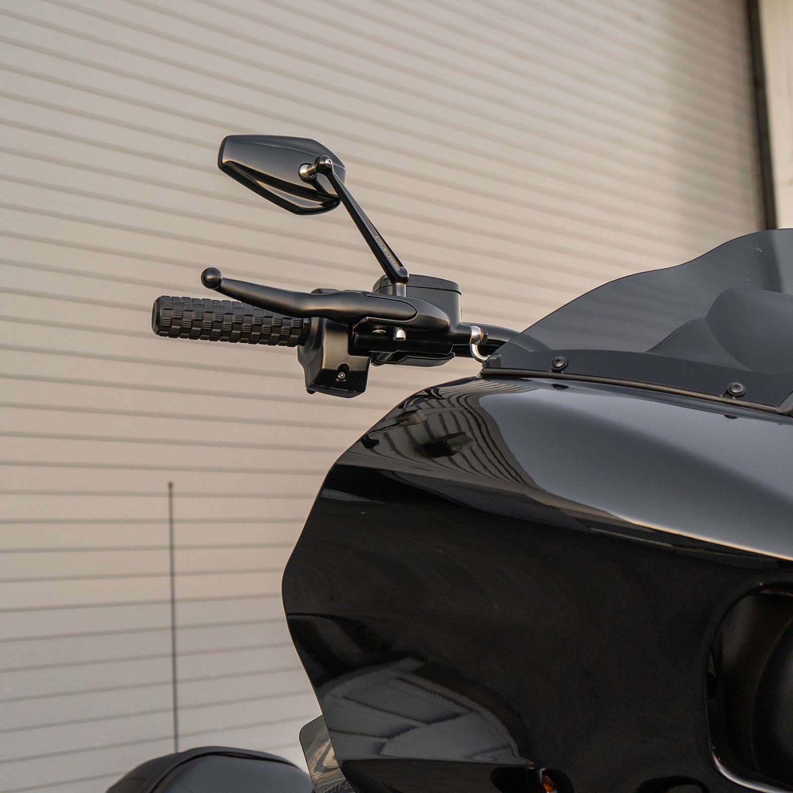 Arlen Ness Mini Stocker Forged Right Mirror In Black (13-158) | ARH ...